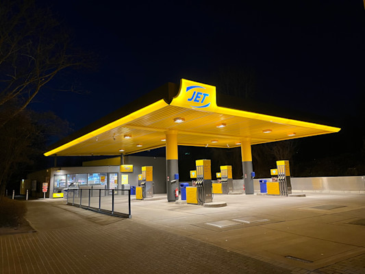 Jet verkauft alle Tankstellen in Deutschland | The Pioneer
