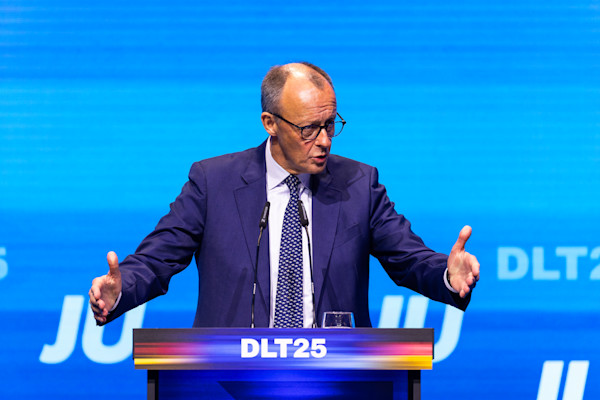 Merz und die Junge Union – der Ehebruch | The Pioneer