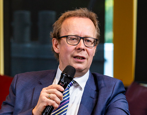 Gebundenes Vermögen, freier Wettbewerb | The Pioneer